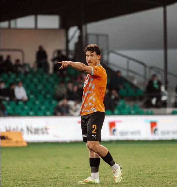Mikkel Juhl tager to år mere i FC Roskilde